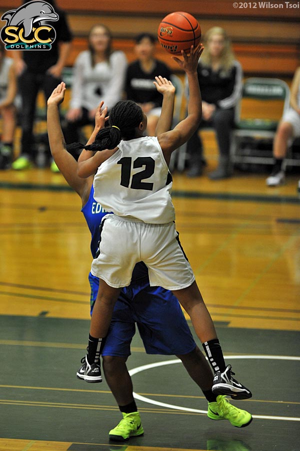 Shoreline Area News: Whatcom CC defeats Lady Dolphins 68-46