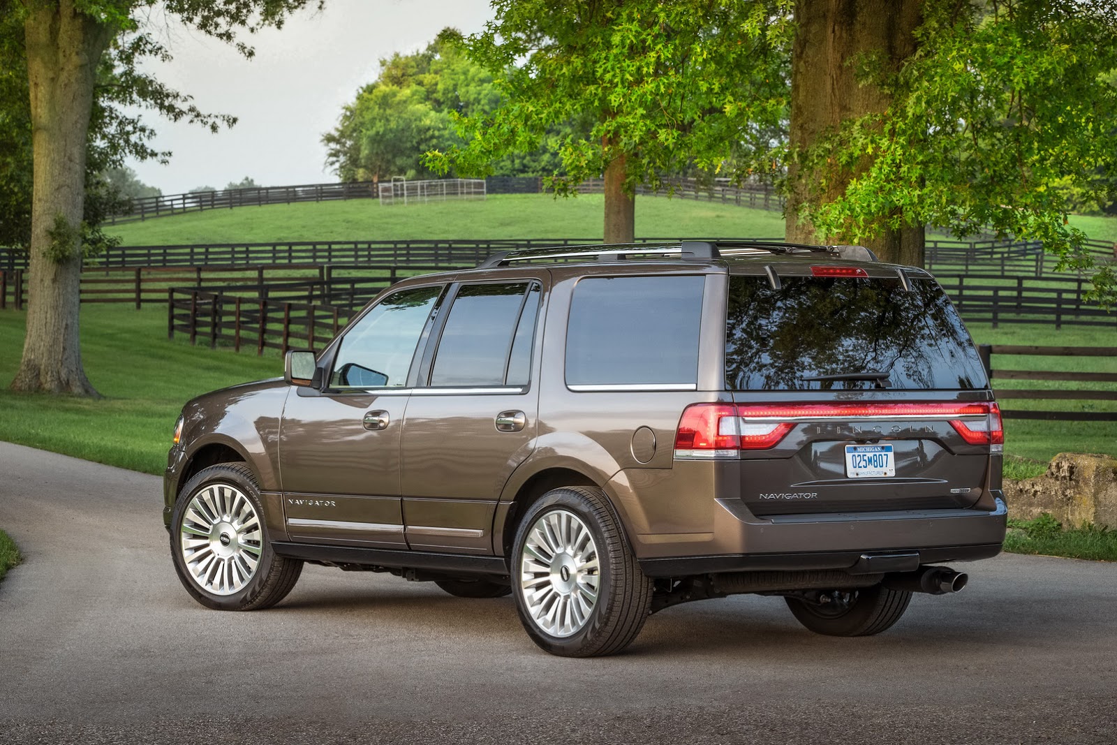 Fotos – Lincoln Navigator 2015 – Autos Hoy