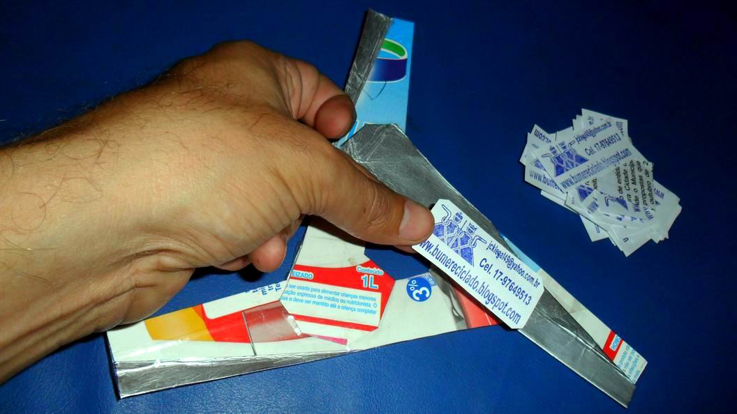 Bumerangue de Papel: Modelos atuais de bumerangue de papel