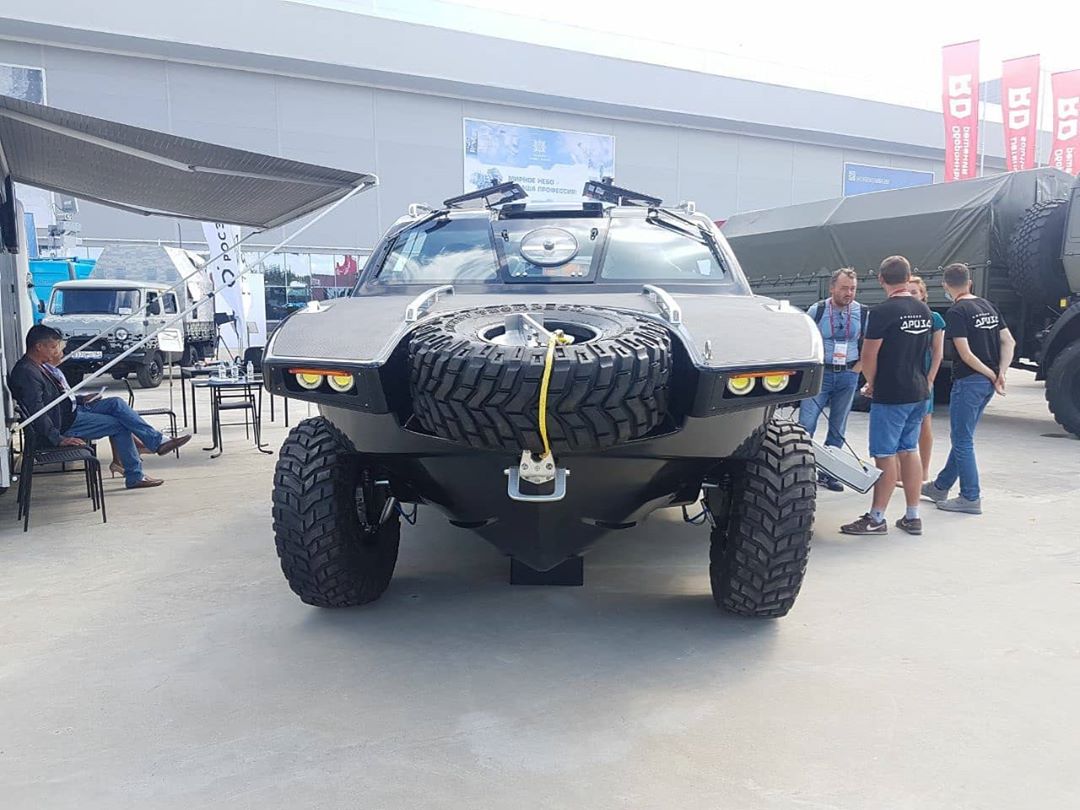 The Dead District: All-wheel high-speed amphibious vehicle christened ...