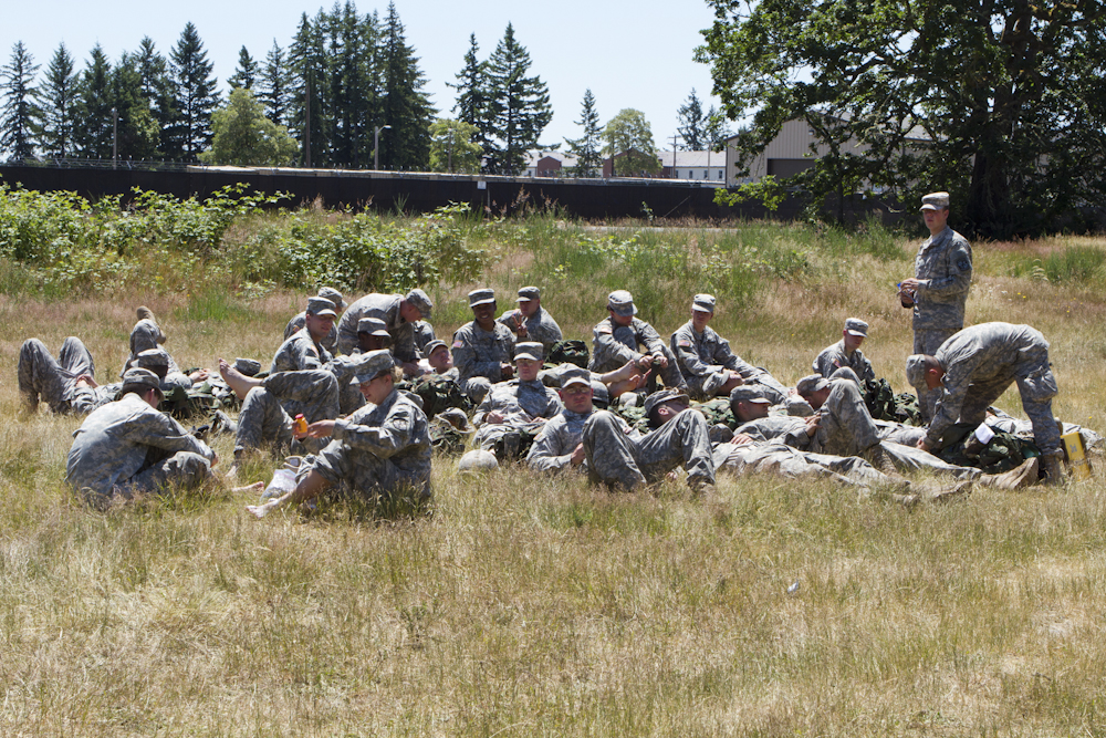 Female Soldier Feet: army girls