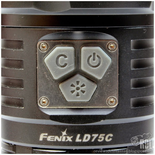 [Review] FENIX LD75C (4x XM-L2 U2, XM-L Color RGBW / 4x 18650, 8x ...