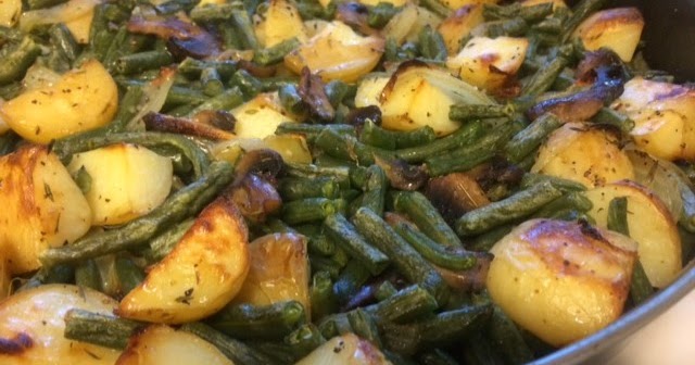 אין כמו מרק העוף של אמא שלי ..... Yummy Bites from Israeli Cuisine ...