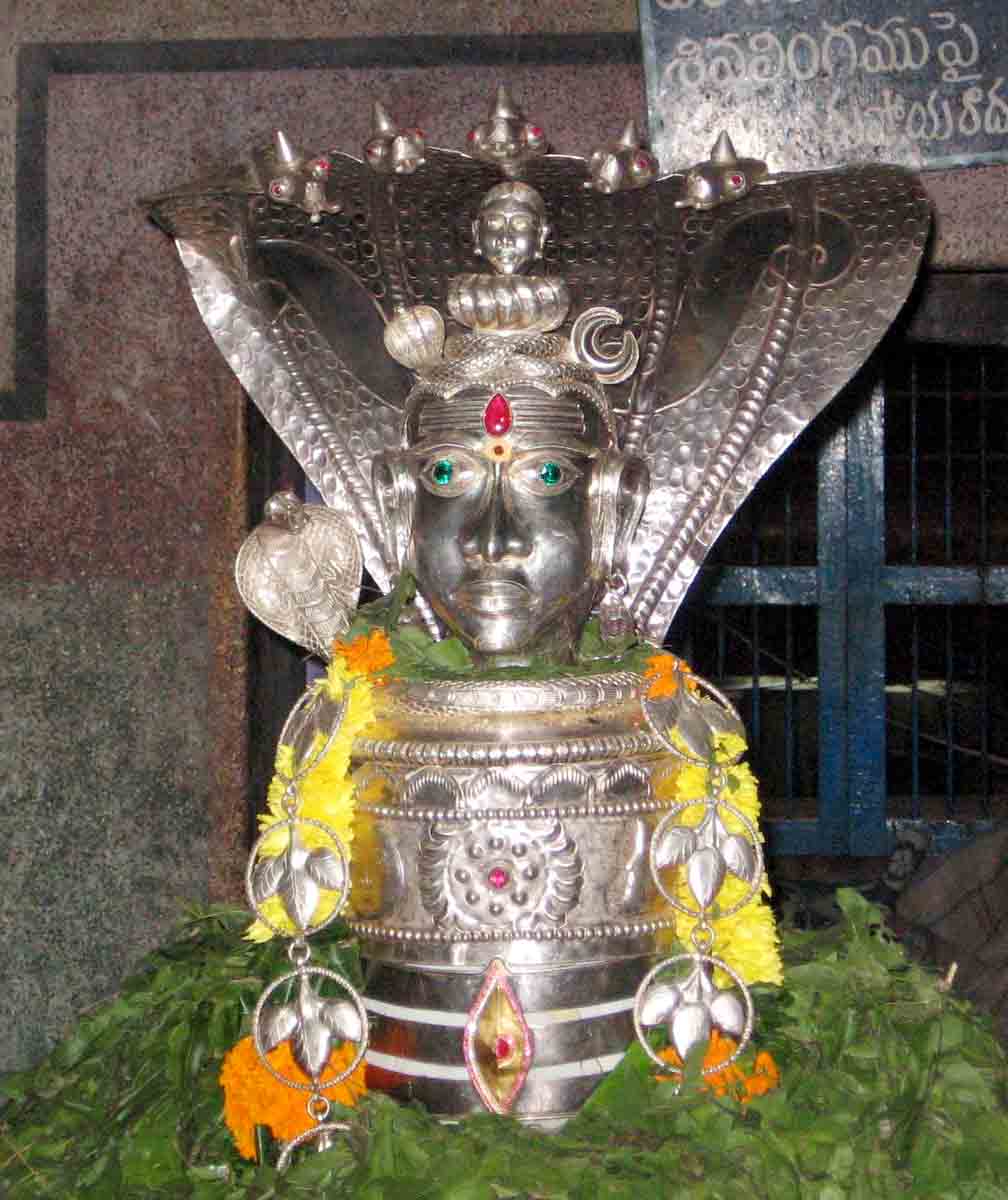 Samarlakot Sri Kumararama Bhimeswara Swamy Temple| Tours & Travels Details