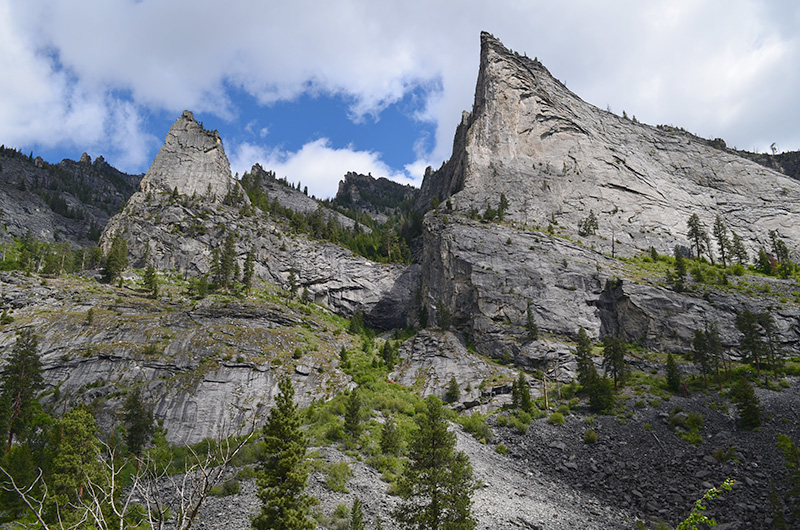 Carol Marine's Painting a Day: Cliff Peaks