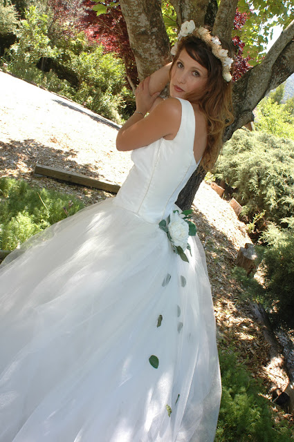 THE MAKING OF A ROMANTIC BRIDE