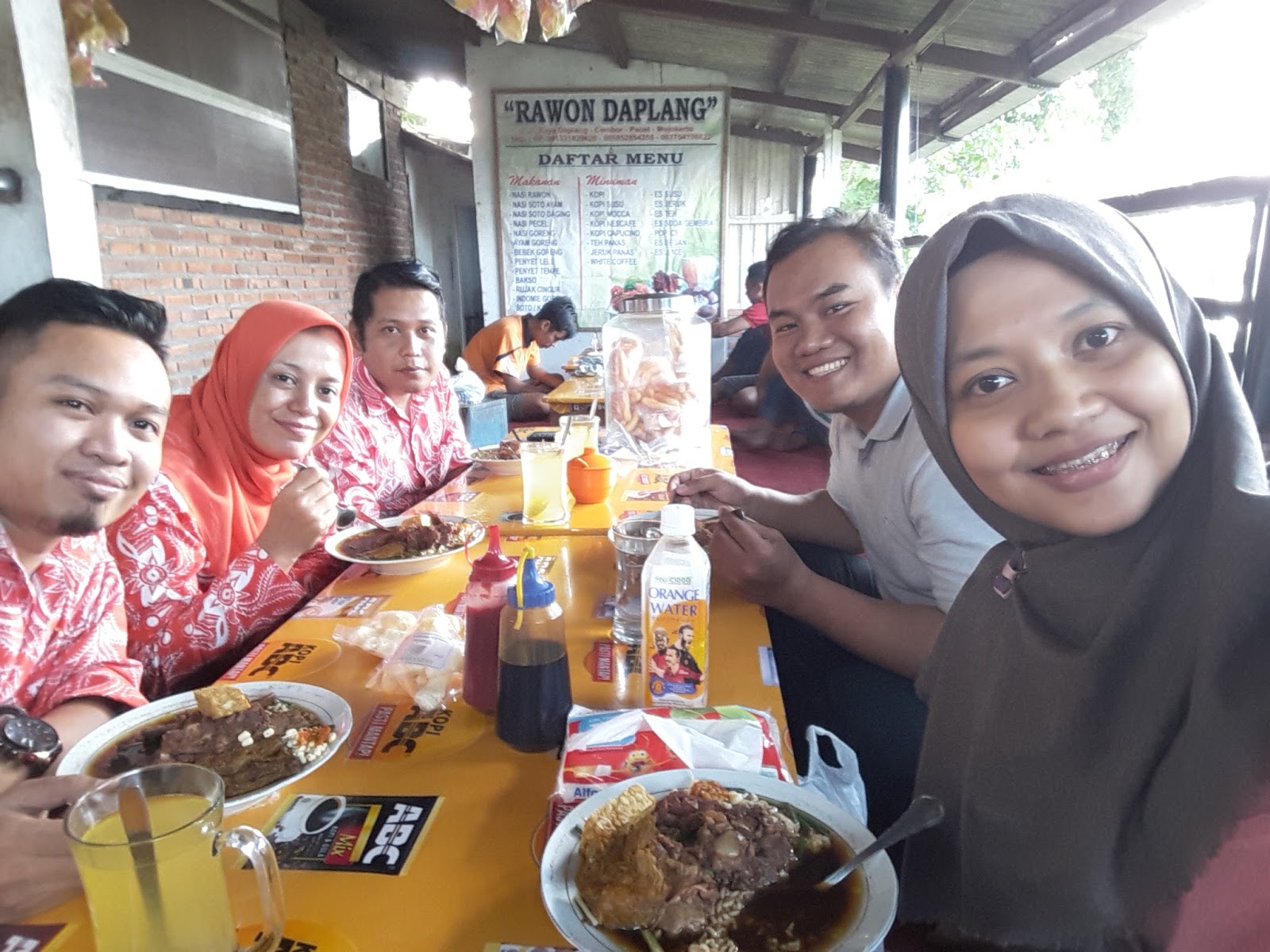 Mendadak Panen di Wisata Petik Apel - Batu, Malang! - Meykke Santoso