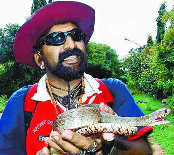 My Dreamland Kerala: Snake Shyam : Snake Enthusiast, Wildlife ...