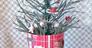 Christmas Decorating - A Deconstructed Christmas Tree - Little Vintage ...