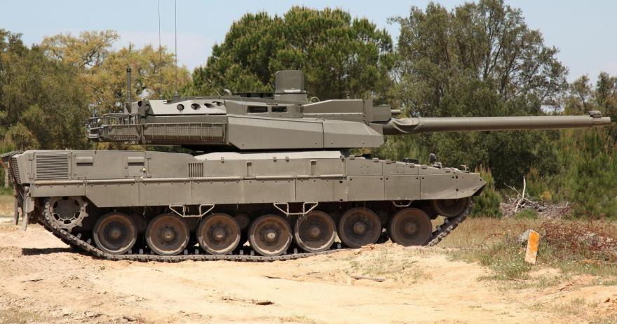 FDRA - Fuerza Terrestre: Industria militar: Los tanques alemanes sostienen la producción