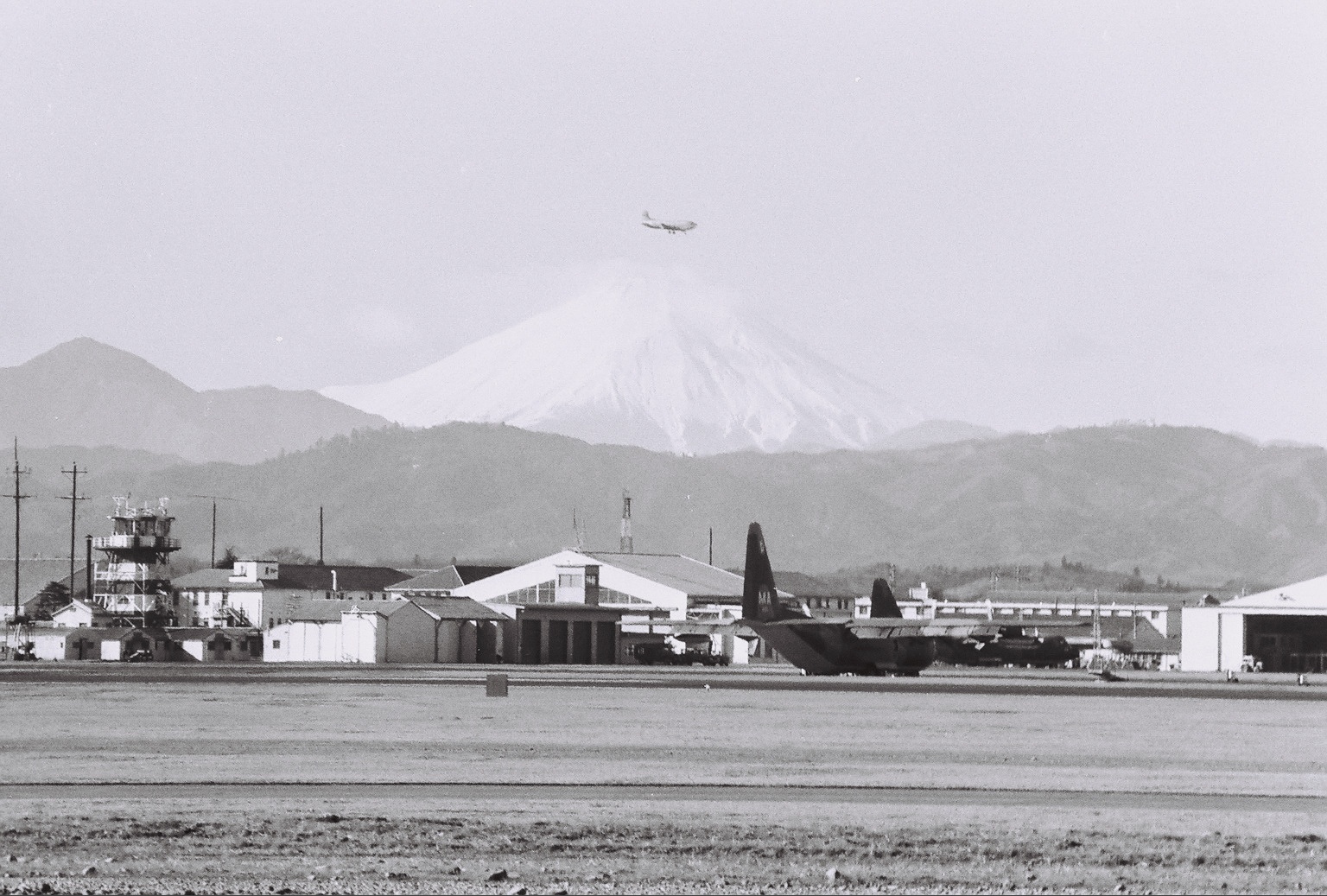 Michael G Skidmore: Tachikawa Air Base Japan Photos