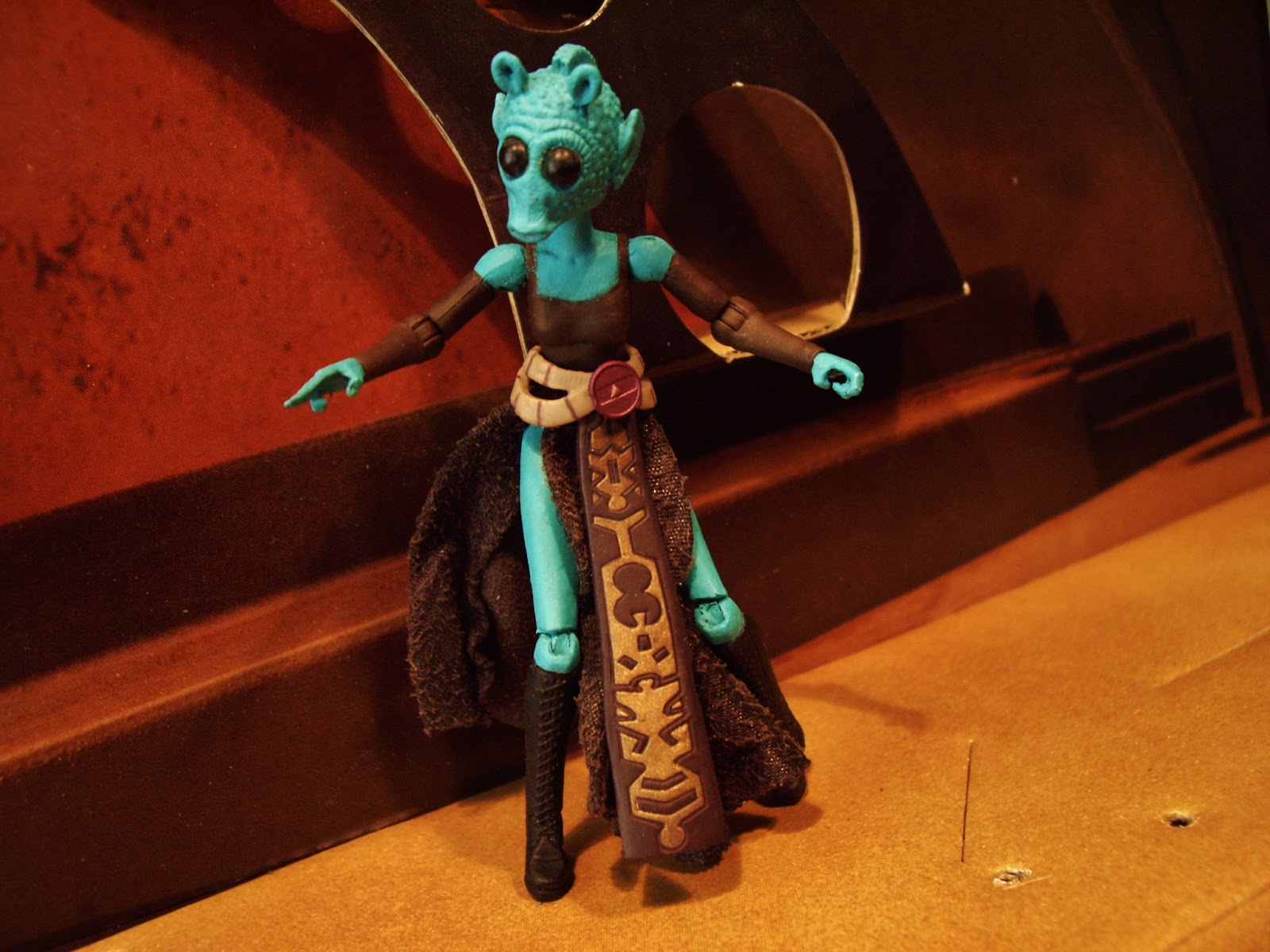 Star Wars: Customs for the Kid: RODIAN GIRL by ELIAS
