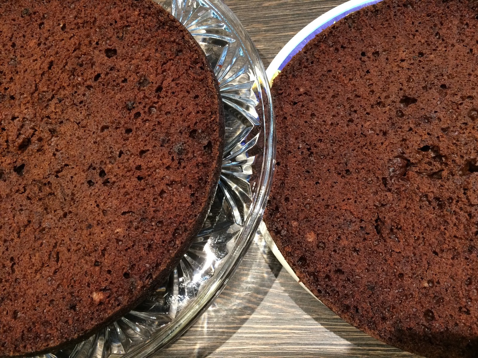 Kairi koduköökla: Kakaokook hapukoorekreemiga