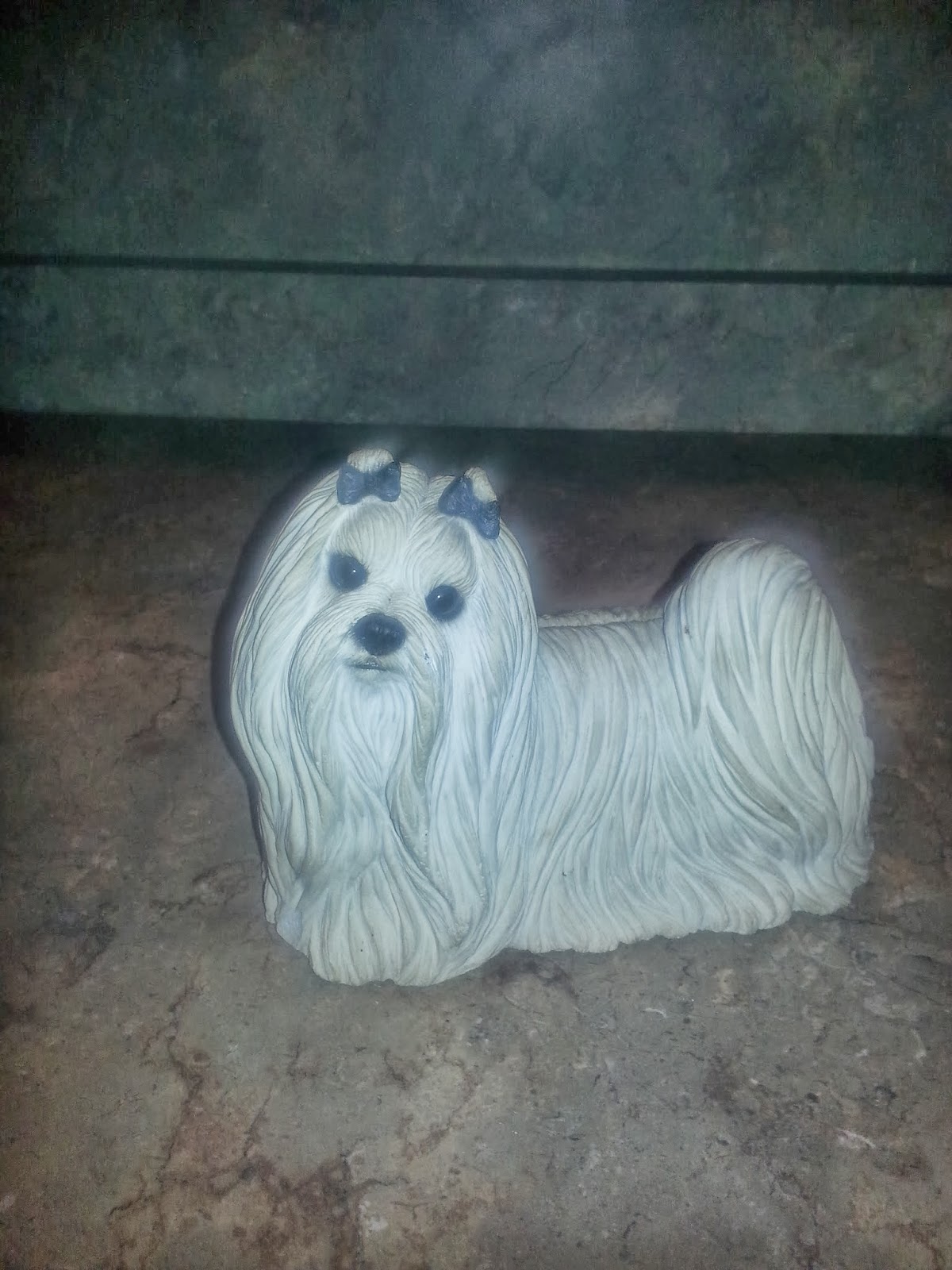 Ambience on a Budget: Sandicast Dog Sculptures