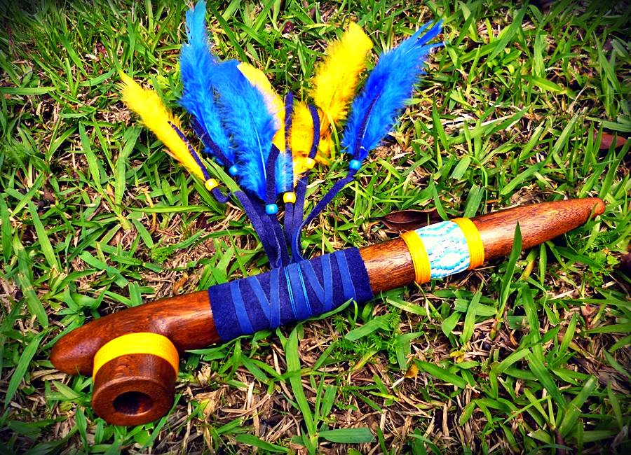 Wakan Wood Cachimbos: Cachimbo T - 40 cm - Azul e Amarelo