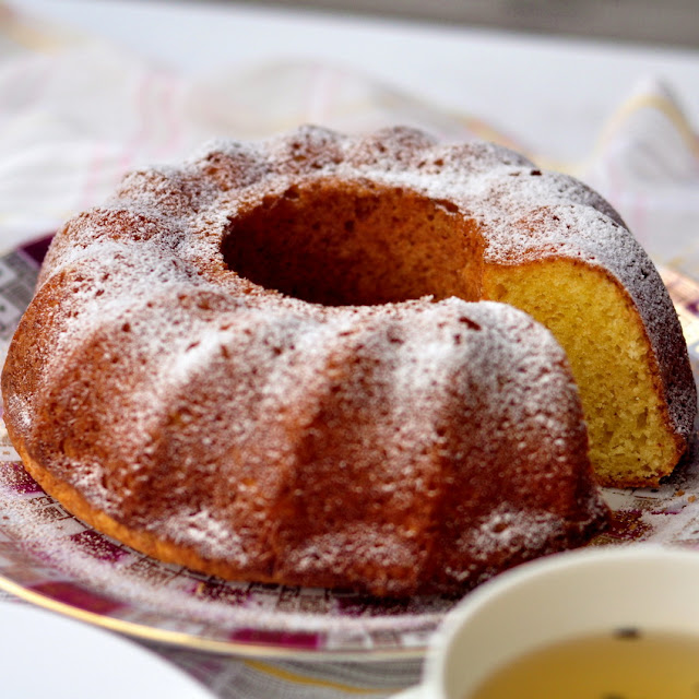 Širšių lizdas: Varškės keksas