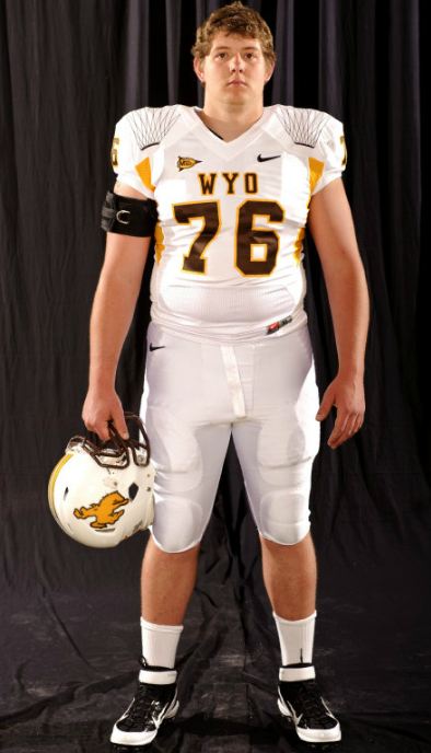 Rick Lay's NCAA Football Uniform Reviews: 2011 Wyoming Cowboys