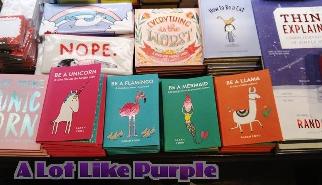 A Lot Like Purple: Lunchbreak at Dussmann #1. Books in display ...