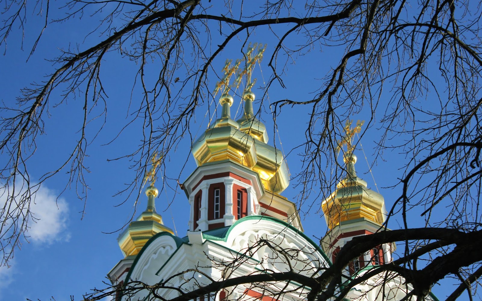 Travel & Adventures: Moscow, Russia, four seasons. The Nature of Moscow ...