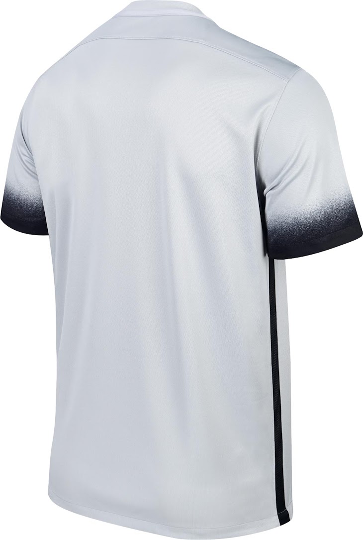 AS Roma 15-16 Kits Released - Footy Headlines