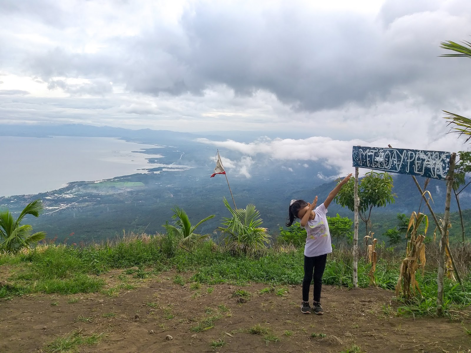 TravelBudDear: LaagErrah: Mt Loay