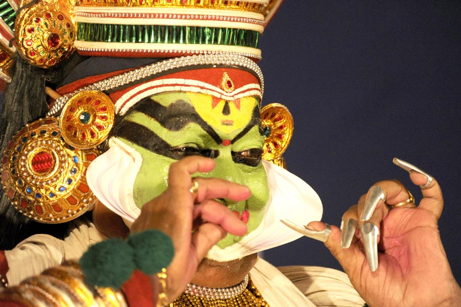 photographer: kaliyarangu......the living legend of Kathakali ...