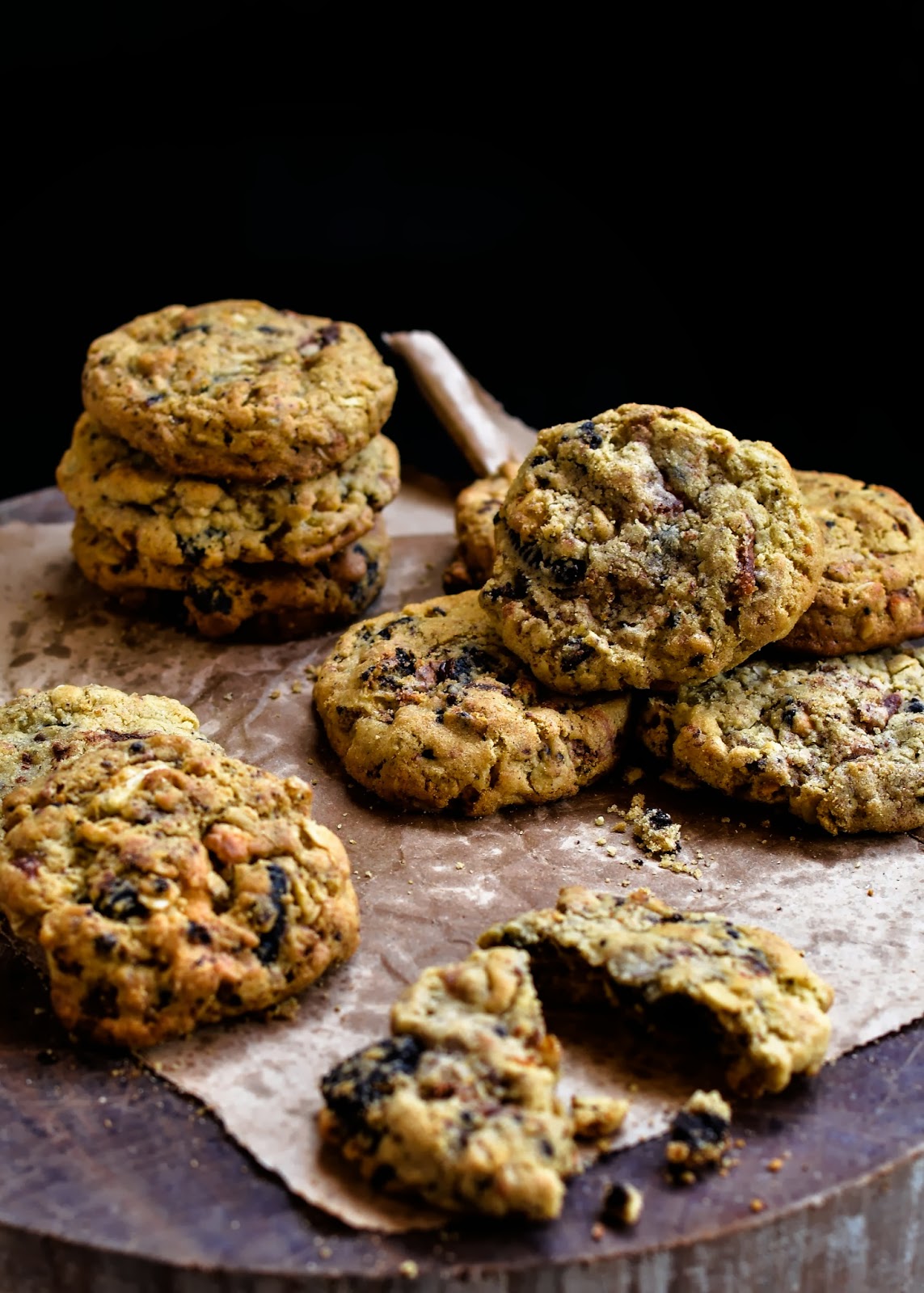 Breaking the height barrier/-/ Thick and chewy "Dude food" cookies ...