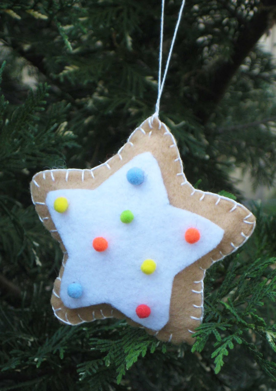 Killer Crafts & Crafty Killers: CRAFTS WITH ANASTASIA-- COOKIE CUTTER ...