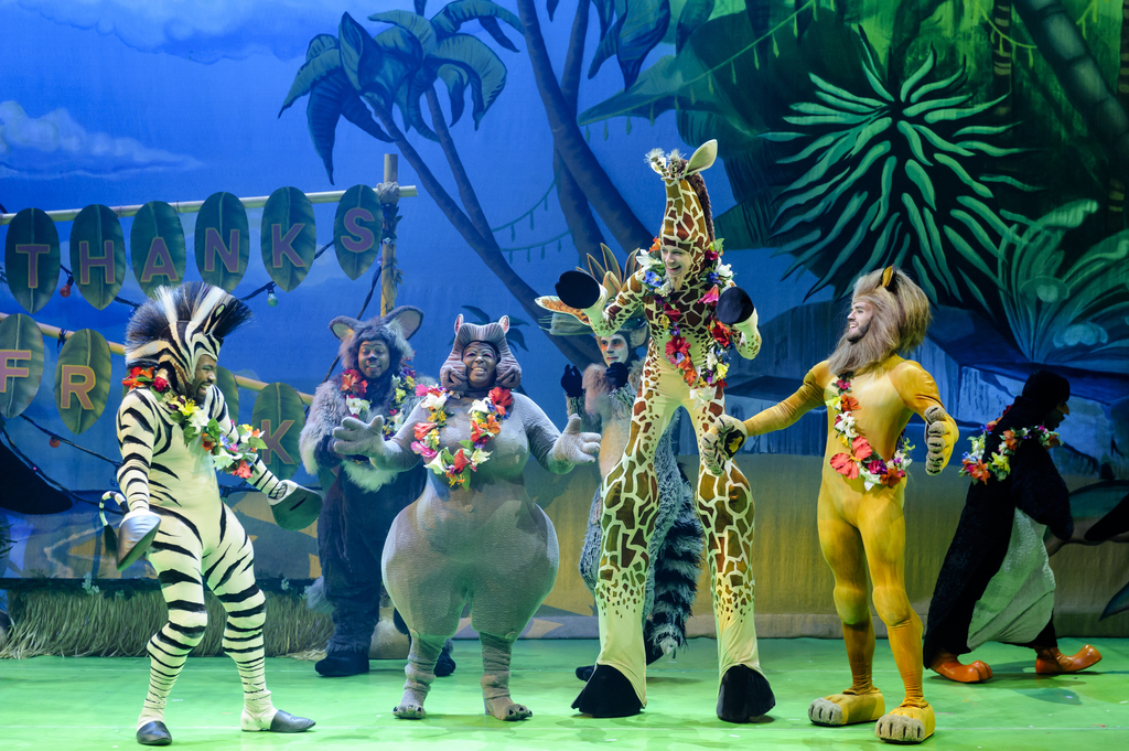 Side Street Style: Madagascar Live Cardiff Competition