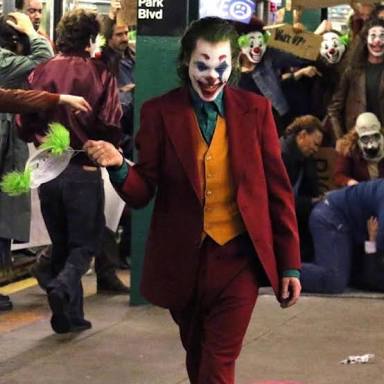 Coringa | Vilão Surge Fumando e Andando pelo Metrô em novo Vídeo ...