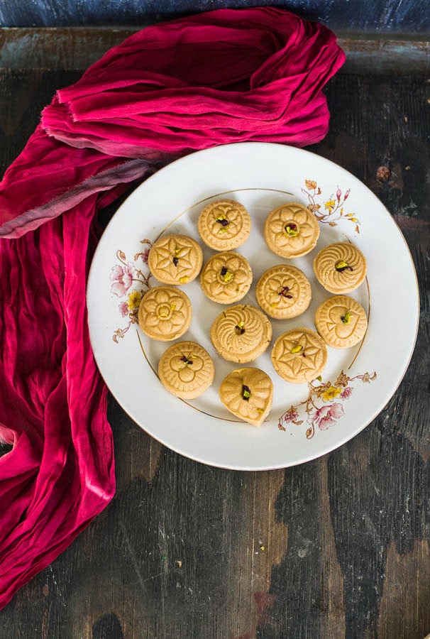 Mix and Stir: Nolen Gurer Sandesh ( Cottage Cheese Fudge with Date Palm ...
