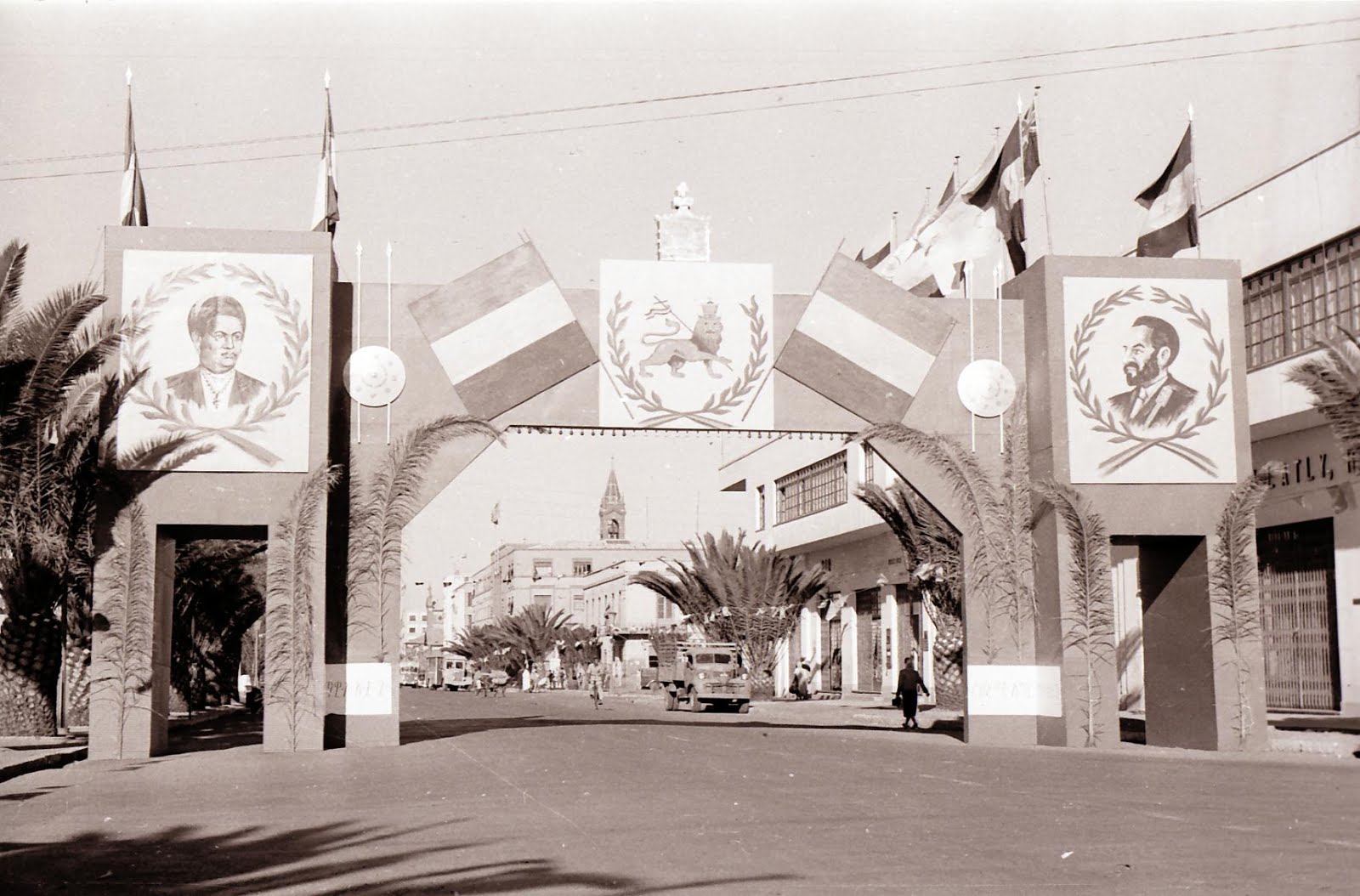 [Pictures] 100 Years on Asmara's Main Street - Madote