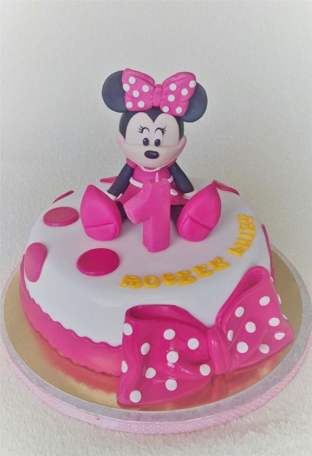 Lukrowanka: Tort lukrowy z figurką myszki Minnie :) Minnie Mouse ...