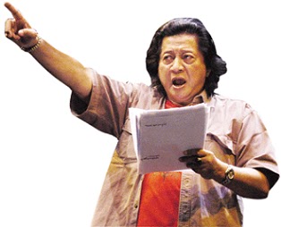 PUISI KARYA W.S. RENDRA | PUISI RAHASIA KEINDAHAN LAUTAN