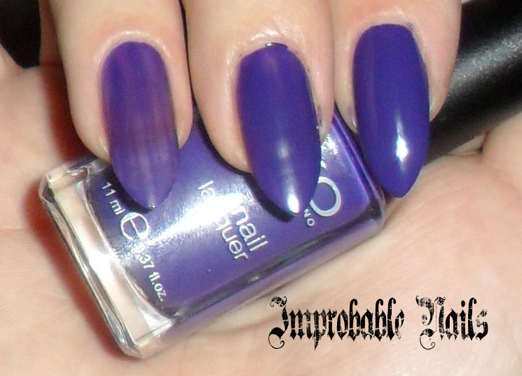 Improbable Nails: Swatch: KIKO nail polish 333 "VIOLA BRILLANTE"