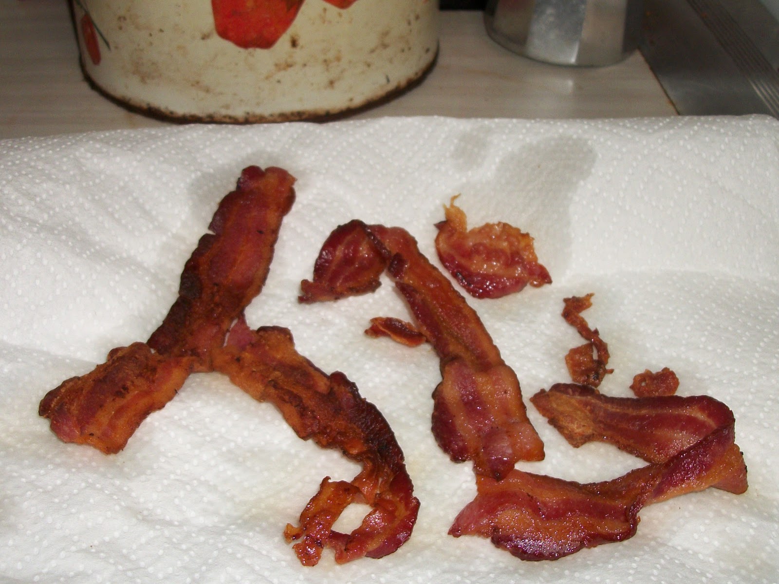 White Trash Home and Garden: White Trash Yum: Chocolate Bacon Cake ...