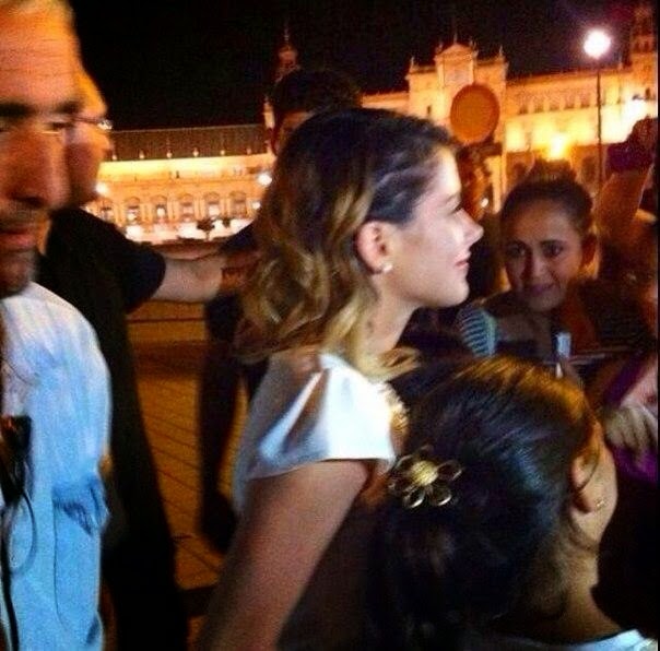 Fan Club de Martina Stoessel en Argentina: Tini con fans en Sevilla!
