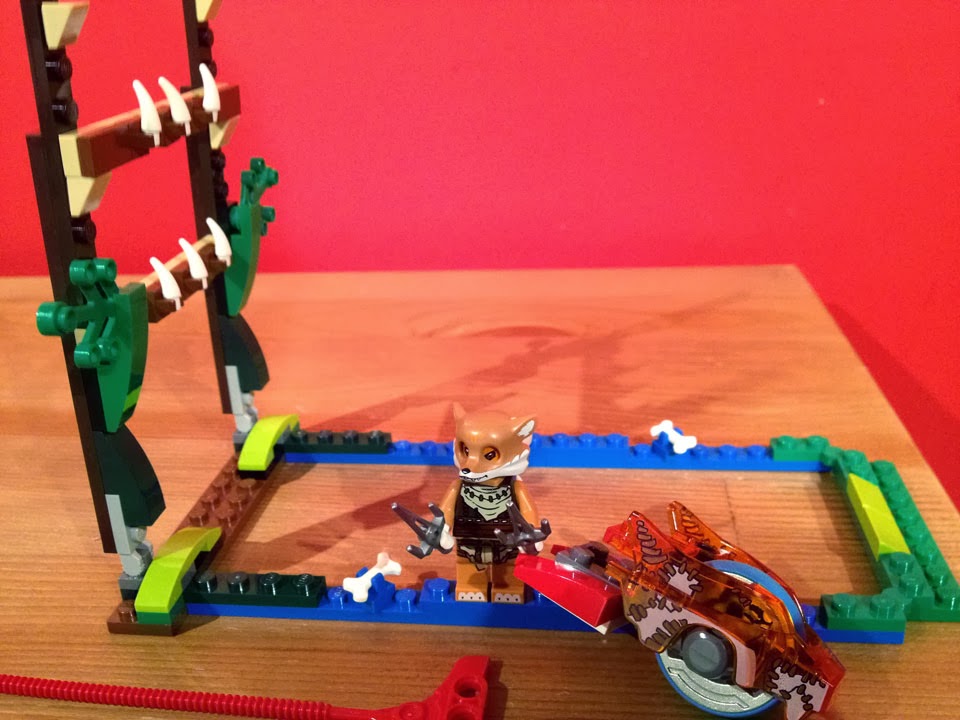 Fully Jointed Play Figures: Lego Legends of Chima Furty the fox ...