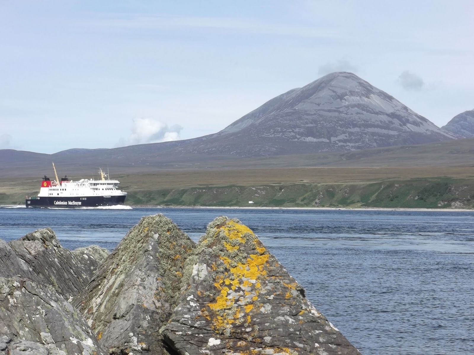 Islay Natural History Trust: Investigating the Port Askaig Tillites