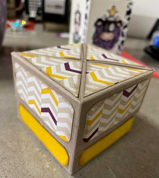 Priss' Pixels & Paper Projects: Impossible Boxes