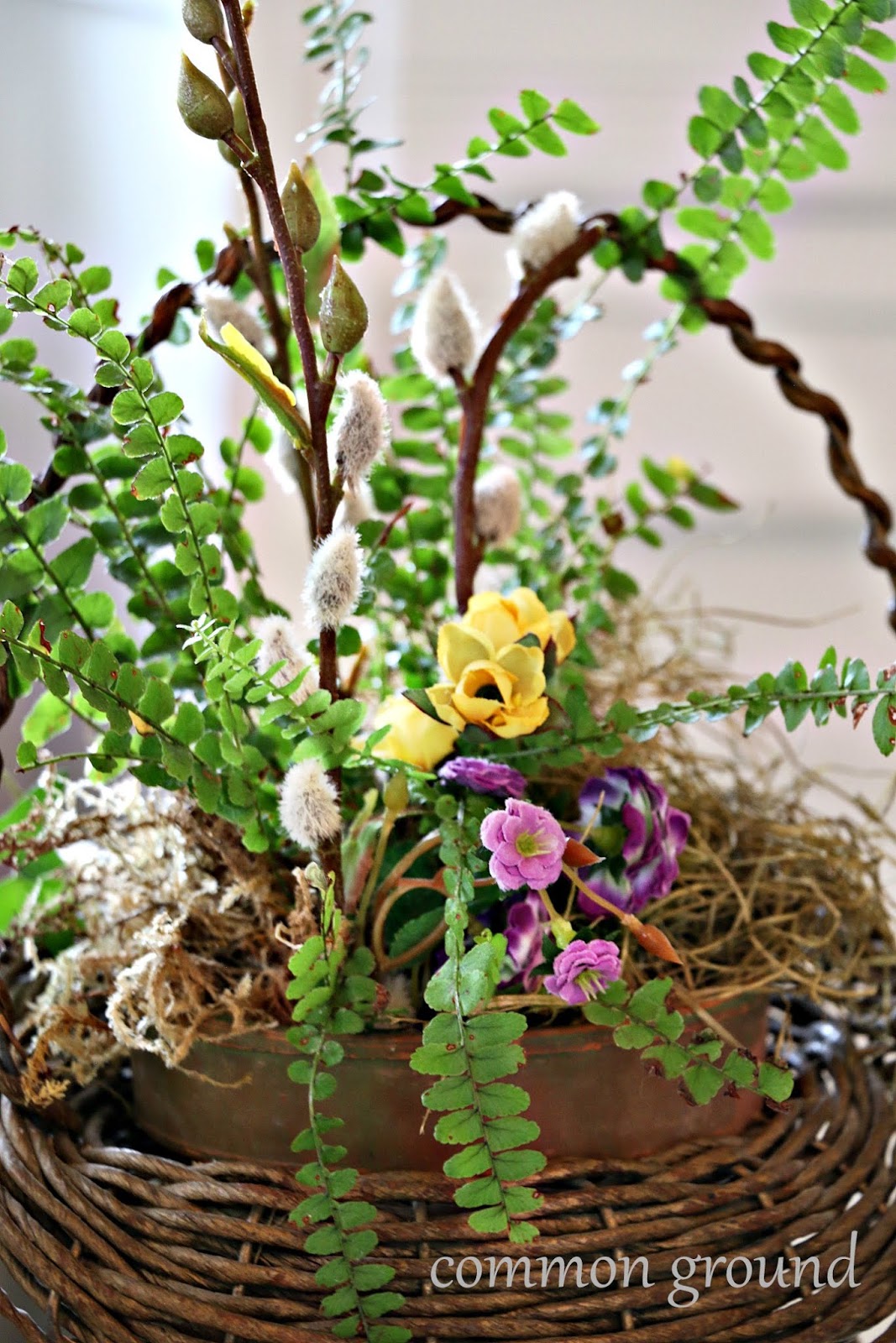 common ground : Vintage Mini Spring Baskets