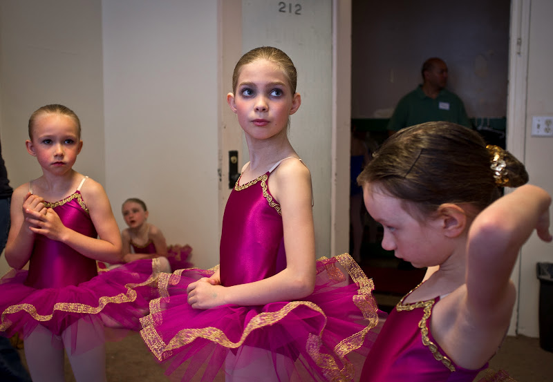 Picture Window photo blog : Local ballet girls performance, Liberty ...