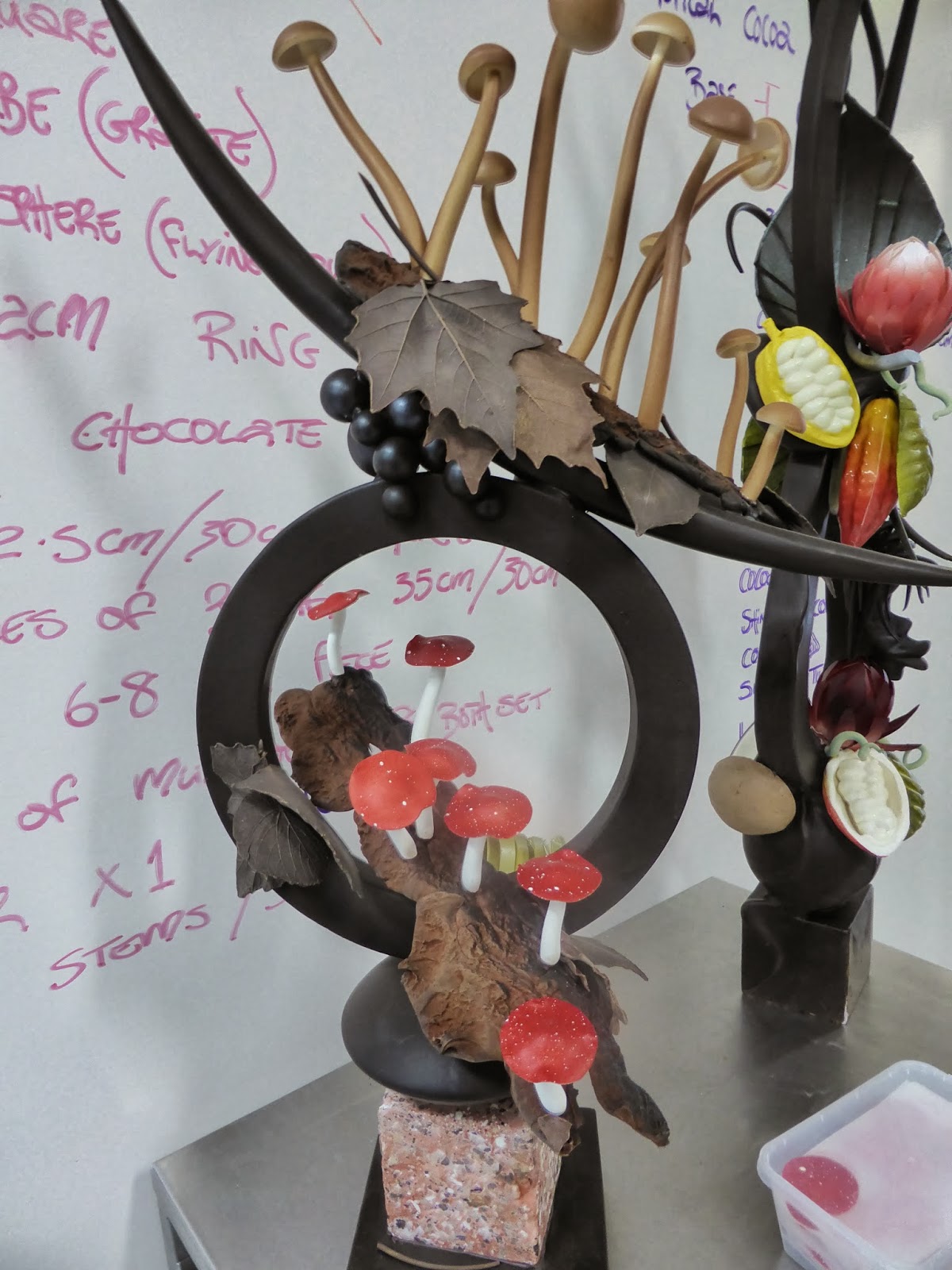 Natalie in Melbourne: Chocolate showpieces