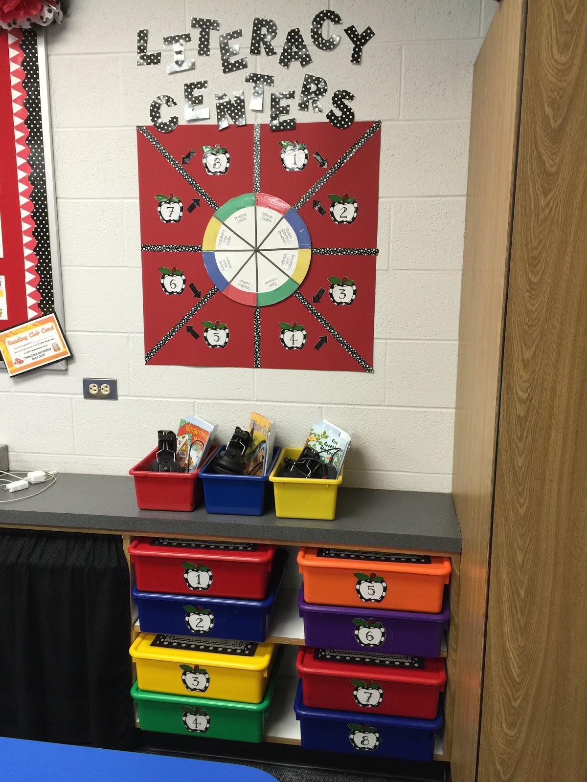 Teaching With Terhune: Easy, Low Maintenance, and Quiet Literacy Centers!