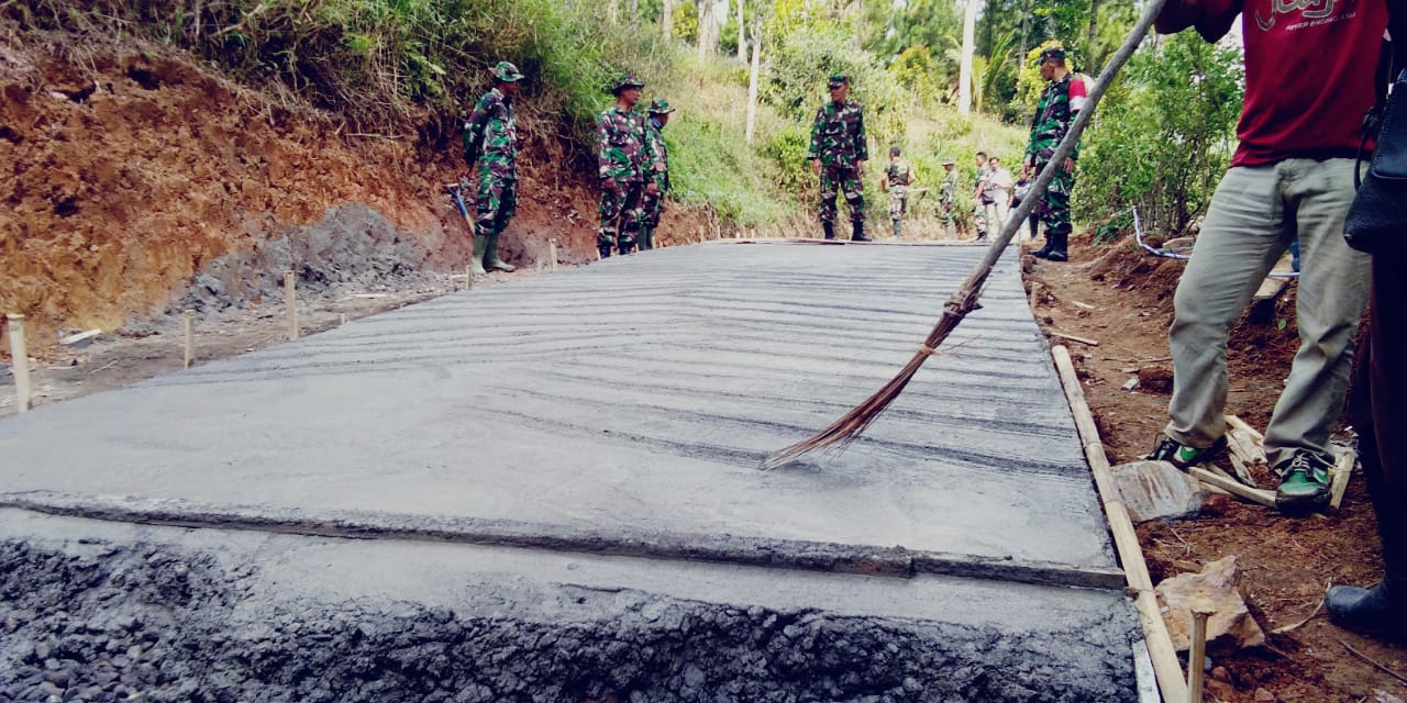 Ini Penampakan Rabat Jalan, Arsir Proses Finishing