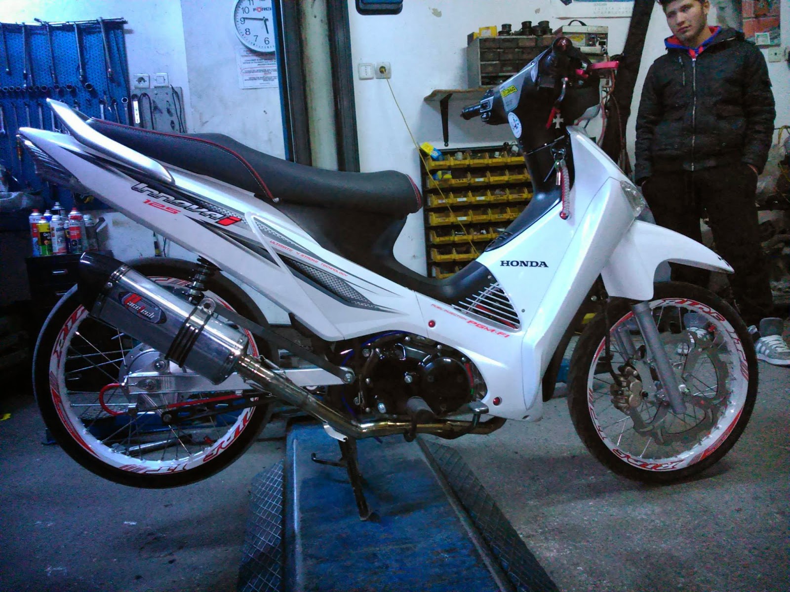 Μηχανάκι - Τα πάντα για τα παπάκια - Honda - Yamaha - Modenas - Daytona ...