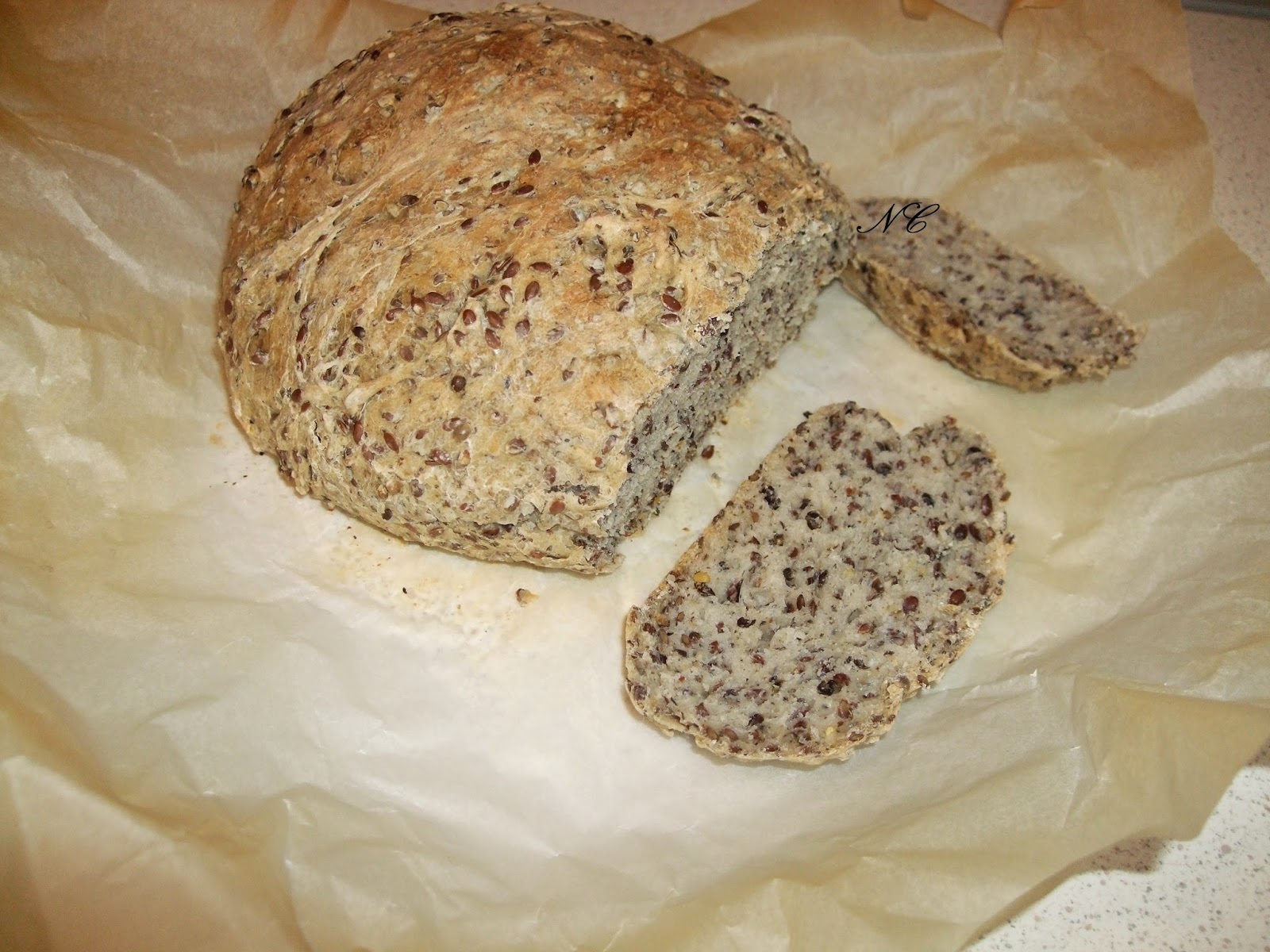 RETETE CULINARE DIN BUCATARIA MEA: Paine cu canepa
