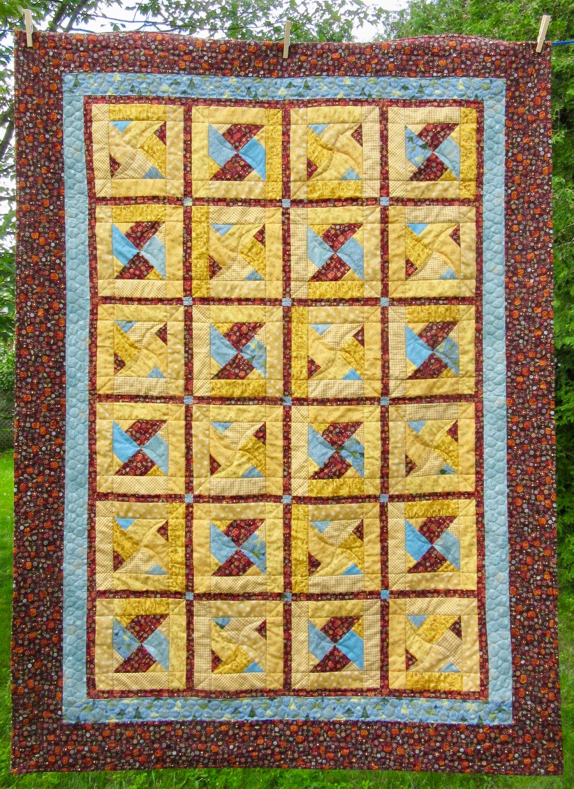 Kathy's Quilts: Finished Quilt!