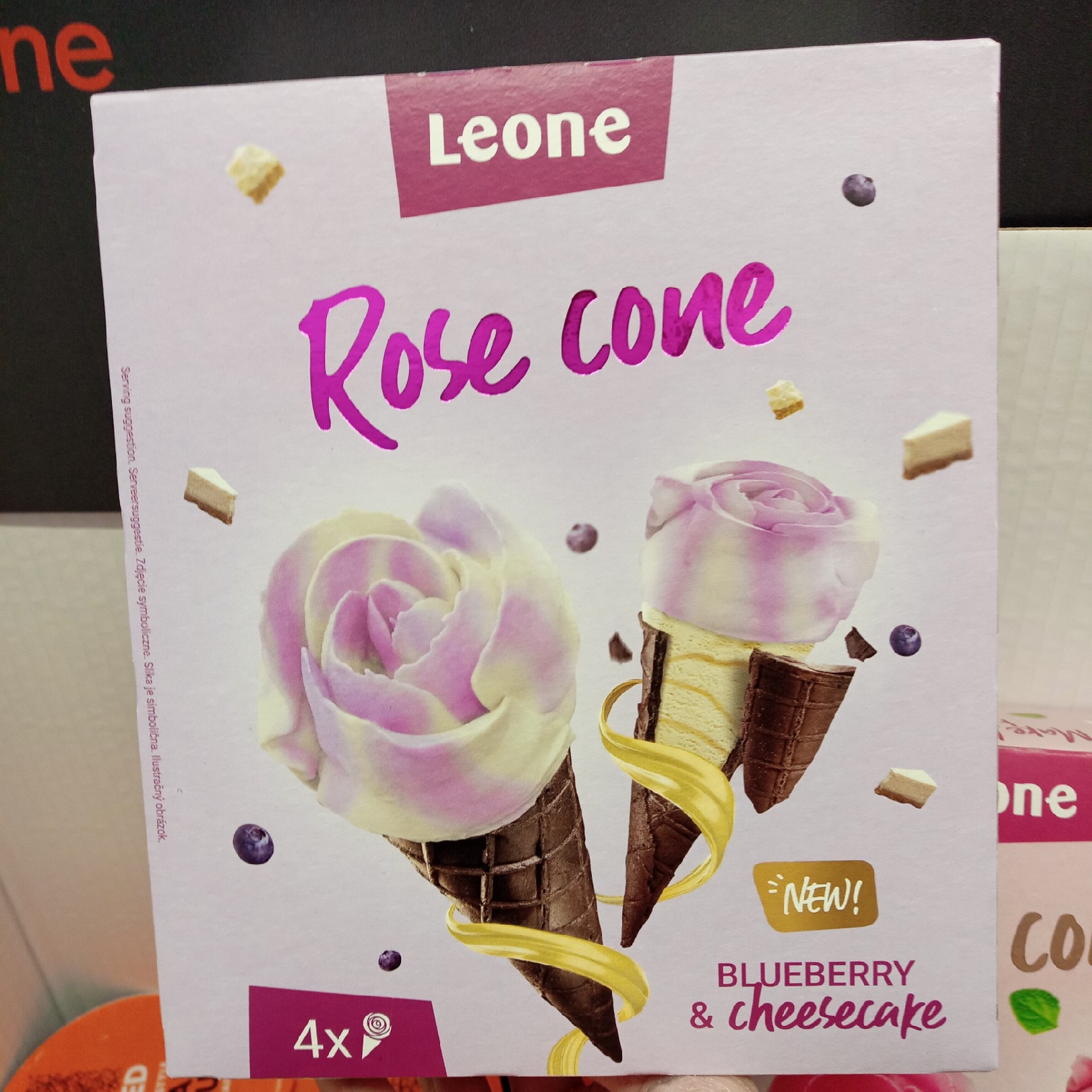 Supersupergirl's Food Reviews: Leone Rose Cones