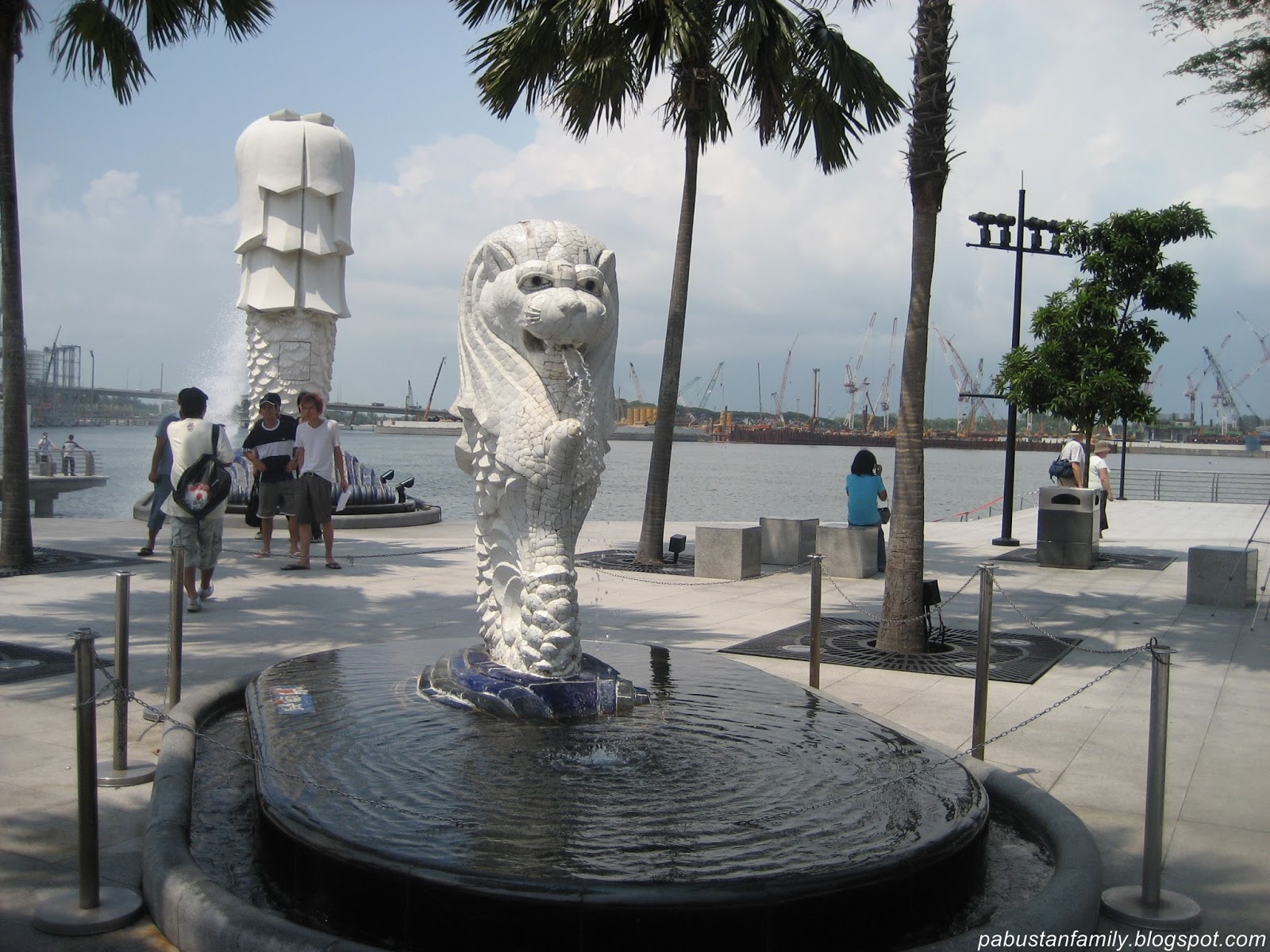 A Trip To The 7 Merlions in Singapore